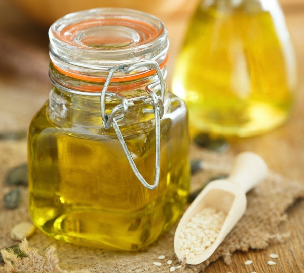 The Benefits of Oil Pulling - Deliciously Organic - Carrie Korem, FNTP